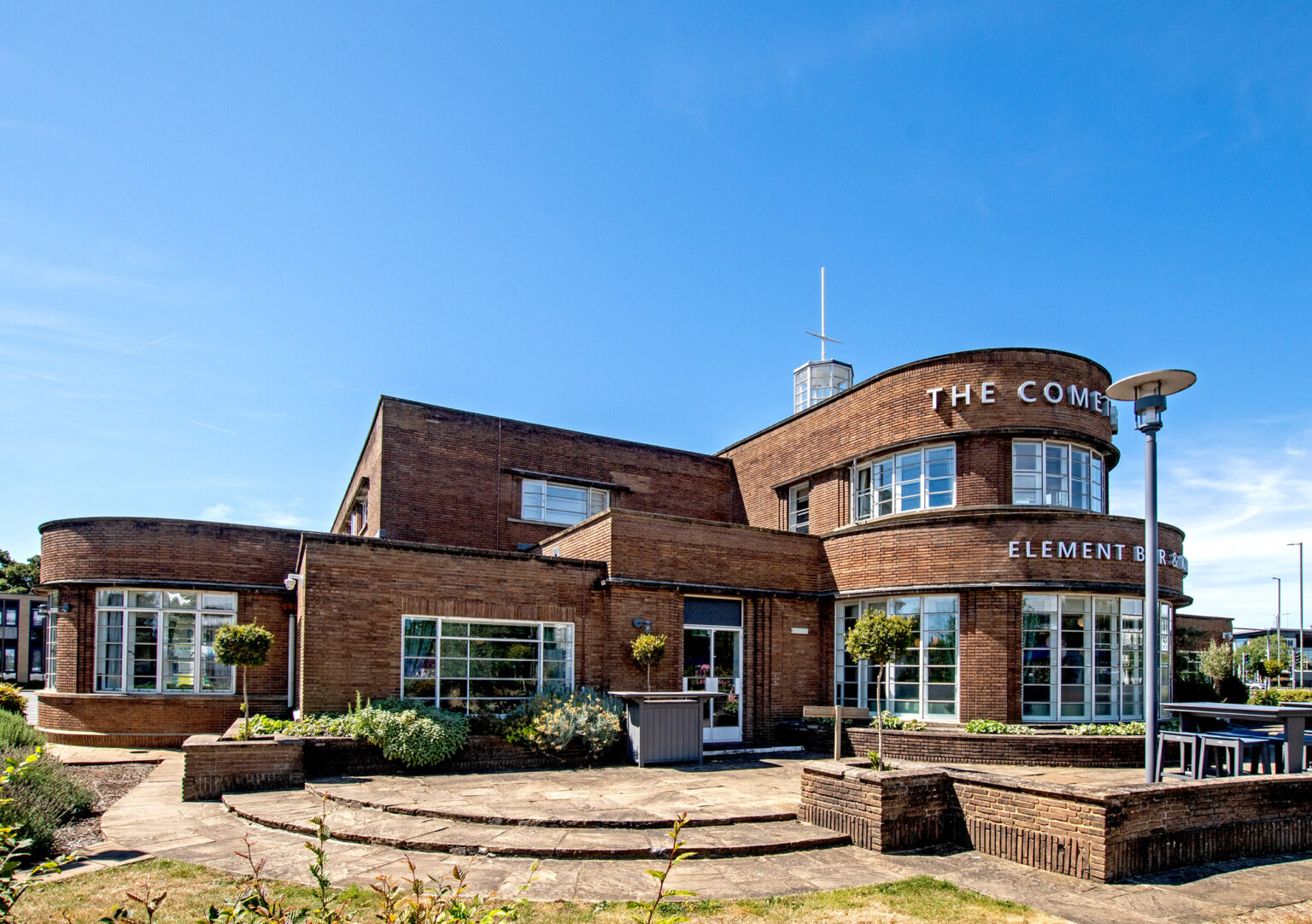 Art Deco Pubs in the UK, Part 3: The Suburbs - Pub Gallery